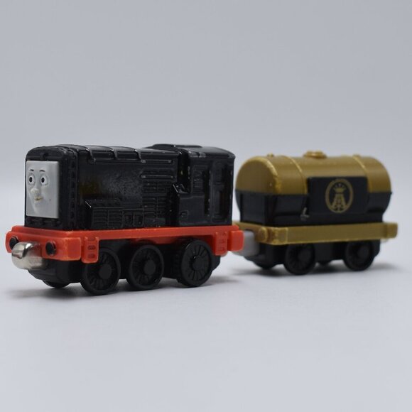 Thomas & Friends | Toys | Diesel Pull N Zoom Thomas The Train Tank ...